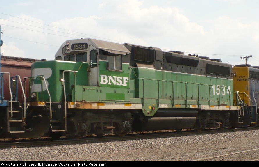BNSF 1534